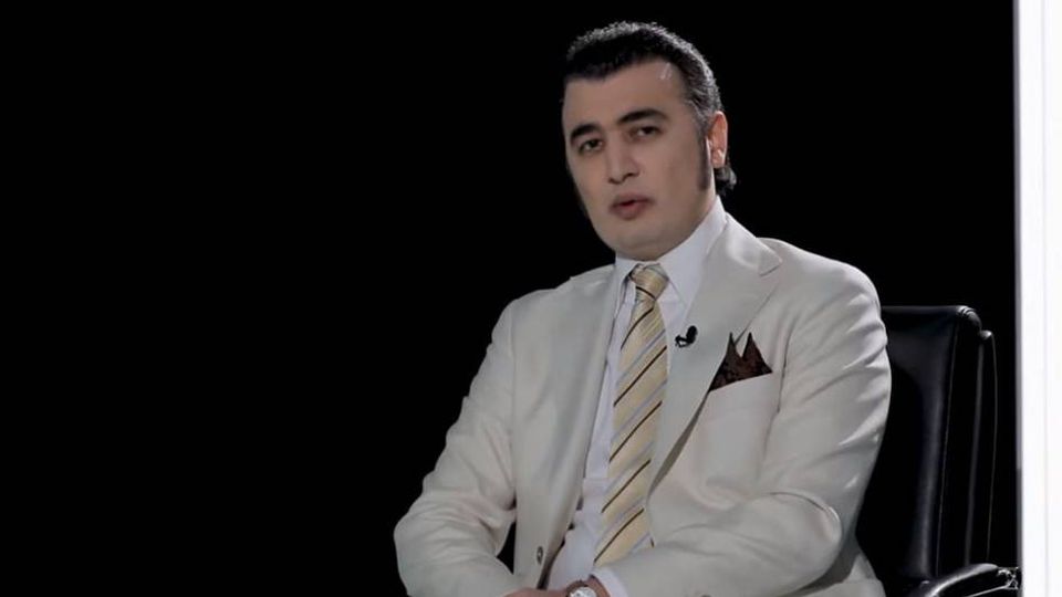 Shohjahon Jo‘rayev buzilgan oilasi va otasini sudga berishga sabab bo ...